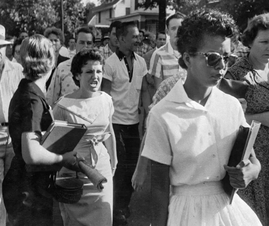 How the Little Rock Nine Imacted the Civil Rights Movement 12th Grade ...