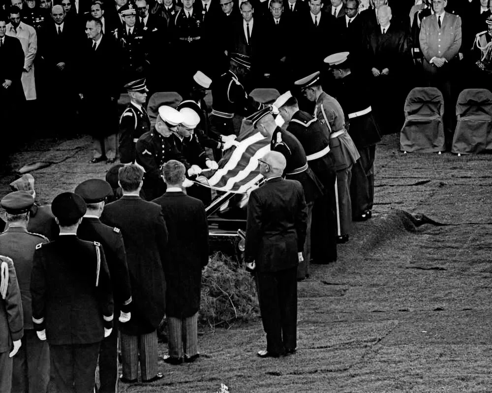 OUTSIDERS QUIZ 1 8th Grade Quiz | Wayground