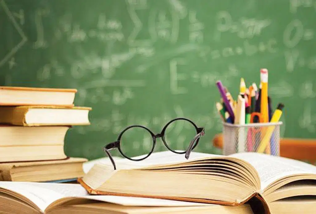 Κατανόηση και επεξεργασία κειμένου 8th Grade Quiz | Quizizz
