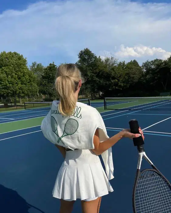 Examen de Tenis de Campo 8th Grade Quiz | Quizizz