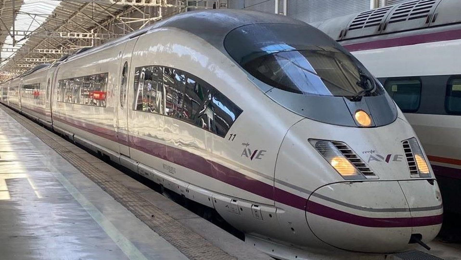 Spanish-English Train Station Vocabulary Flashcards